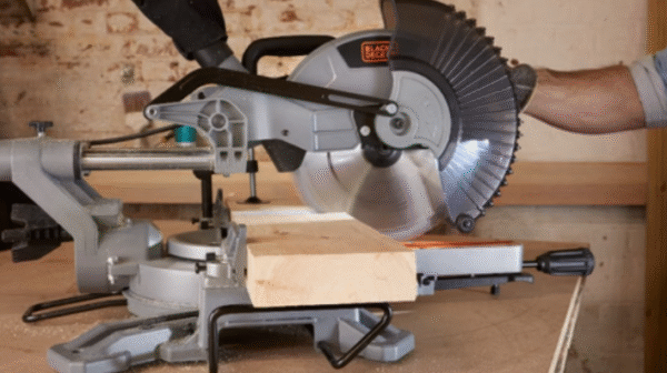 Radial Arm Saw | Complete Guide, Introduction & Parts - Wood Dad